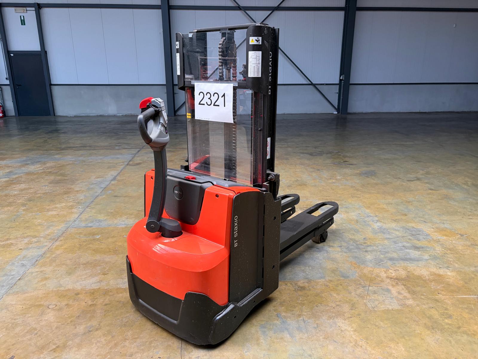 BT Staxio SWE200D electric stacker 2,000 kg | Used